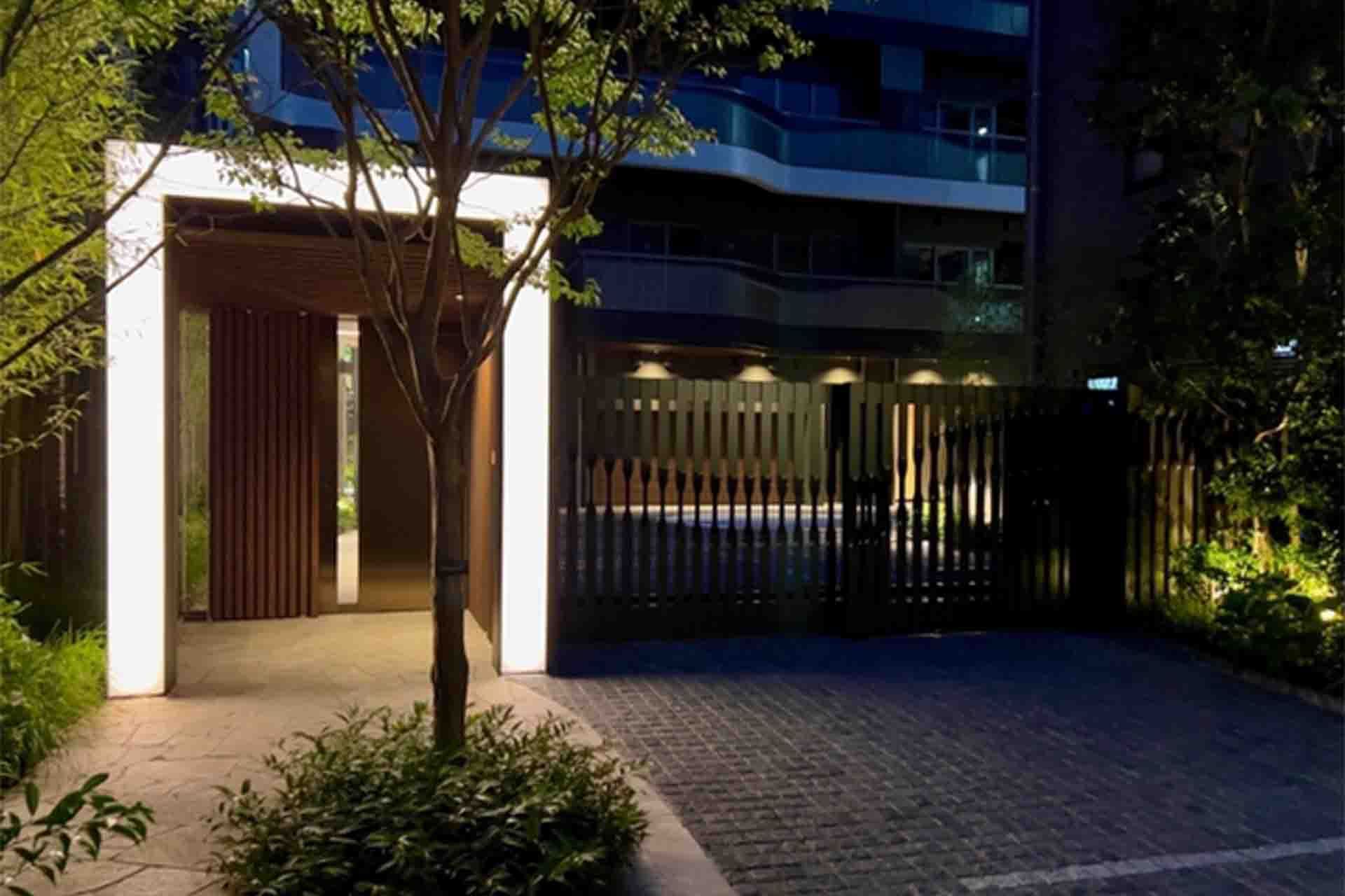 Park Court Minami Aoyama 3-chome | Tokyo Portfolio