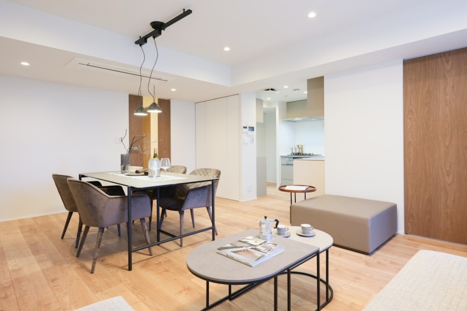 Kagurazaka Twaisia Hillside Residence 615 | Tokyo Portfolio